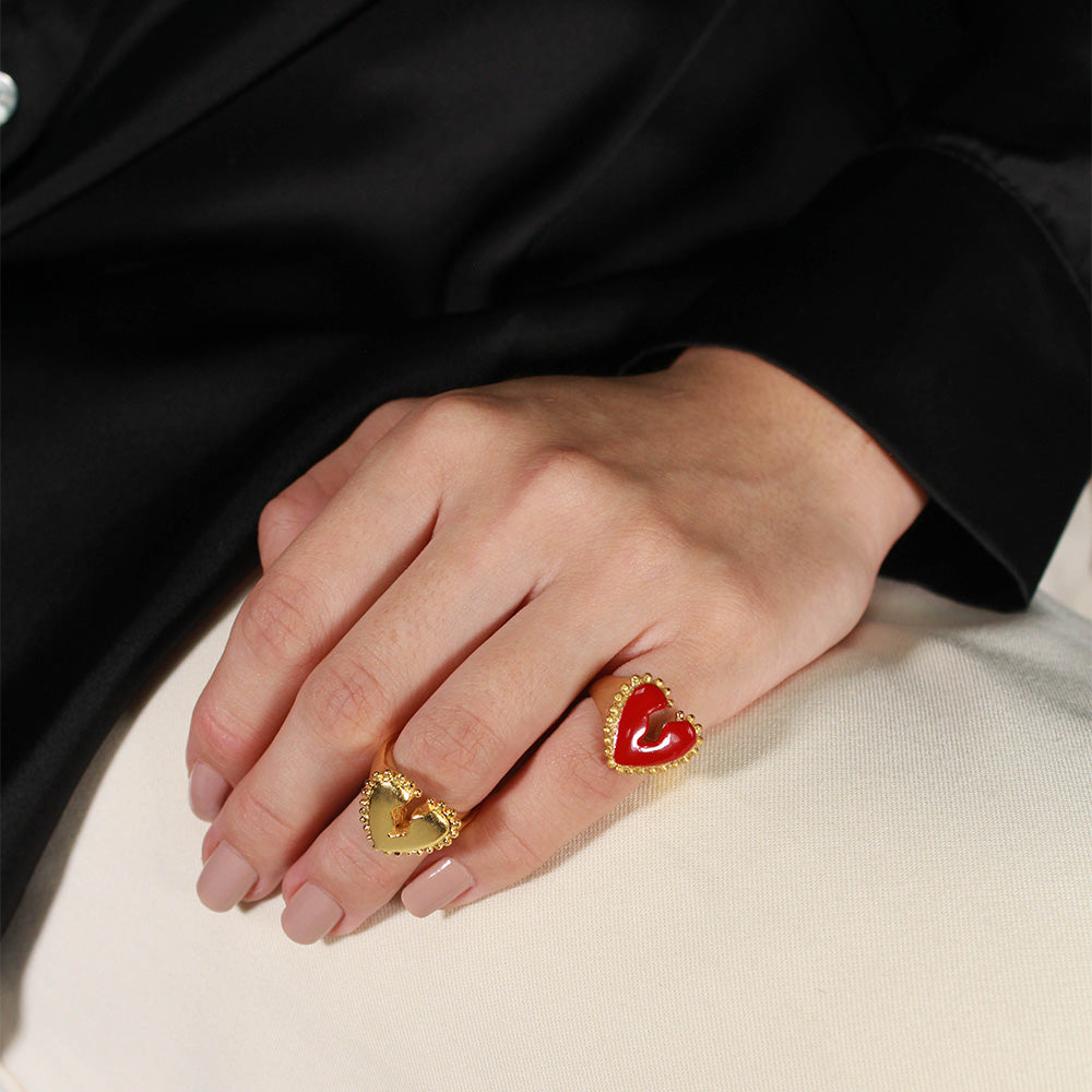 CorazOFF Ring – Daniela Salcedo
