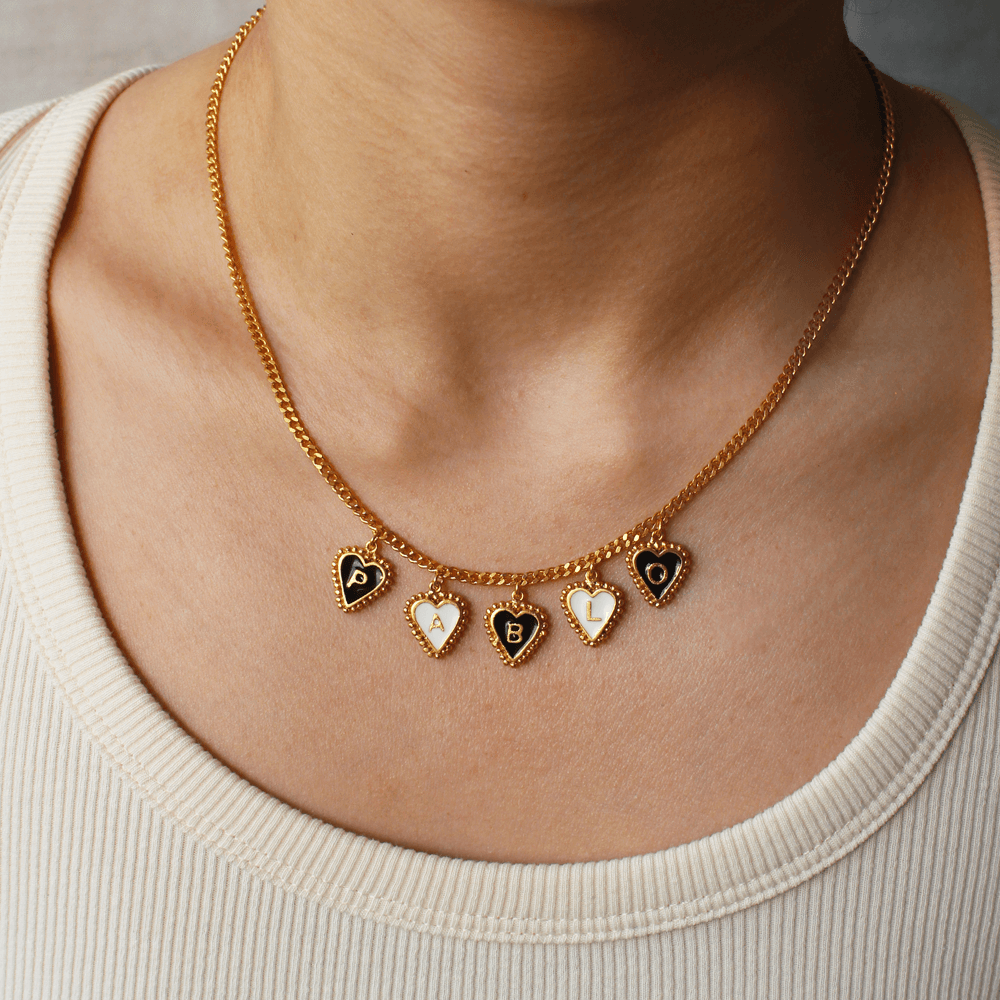 PreOrder Cadena 5 Letras Heart – Daniela Salcedo