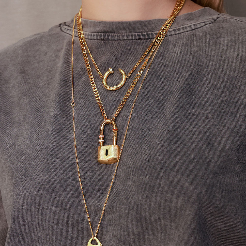 Twirl Spike Chain – Daniela Salcedo